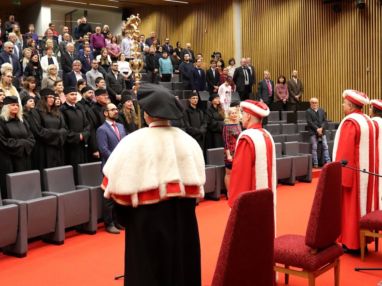 Univerzita Palackého má nové docenty a doktory: Žurnál Online ...